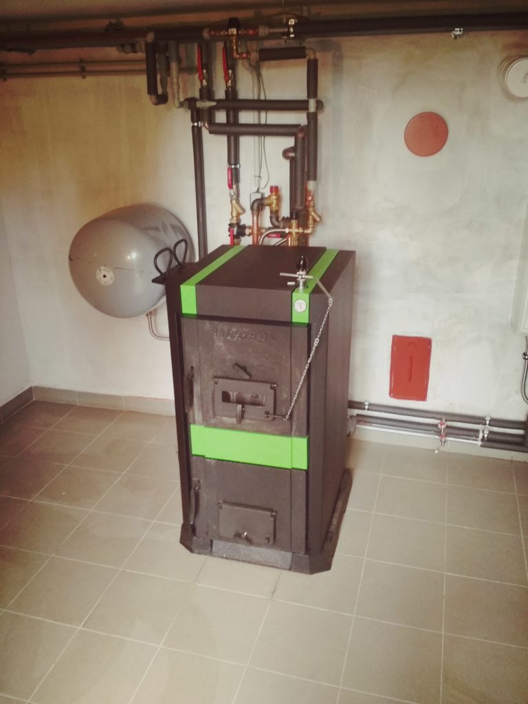 Viadrus U32 | Topení Sirotek